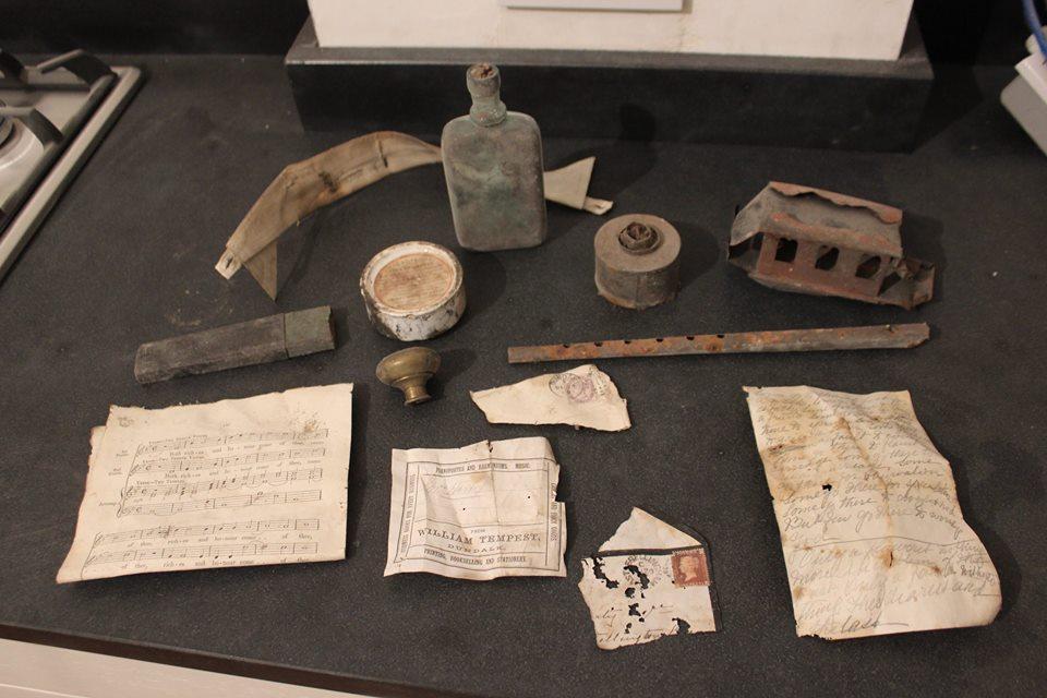 victorian era artifacts