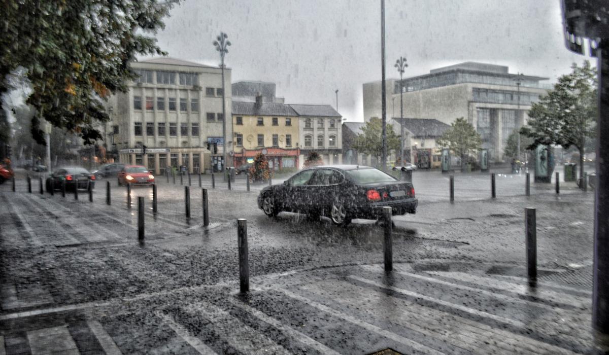 Flooding in parts of Dundalk this evening - Louth Live