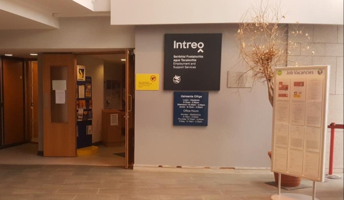 Live register numbers fall sharply in Louth as 428 fewer sign on in ...