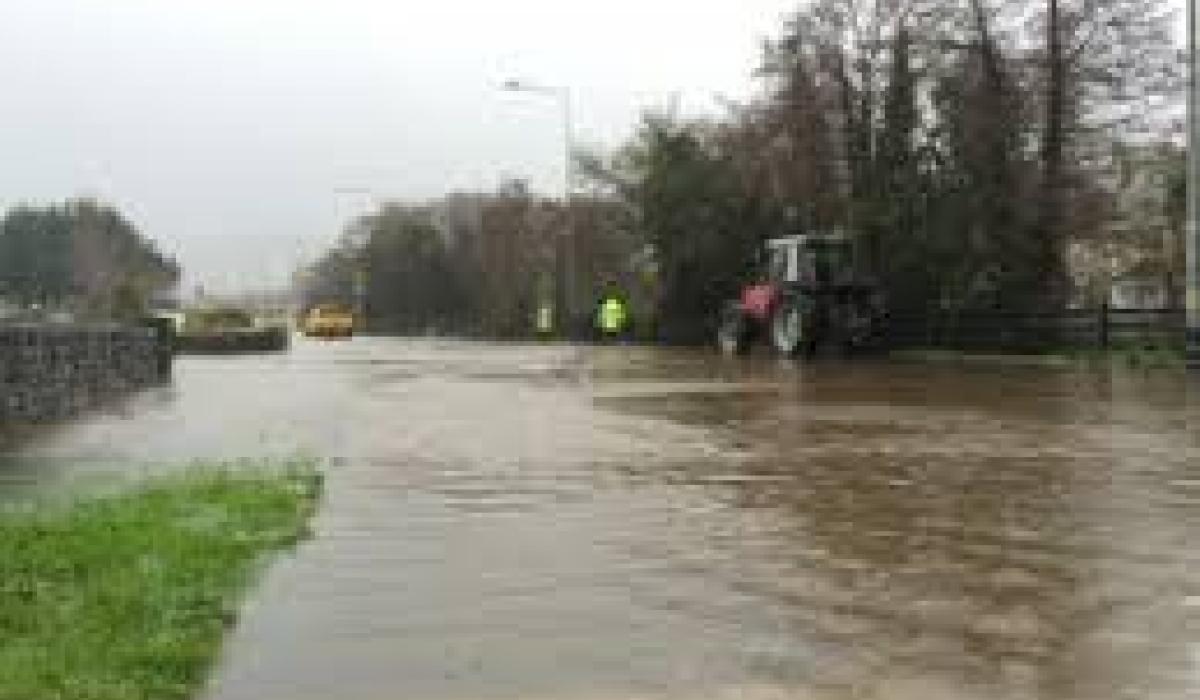 Reports of heavy flooding on several Dundalk roads - Louth Live
