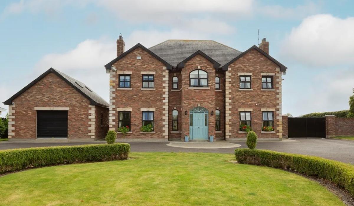 PHOTOS: Beautiful Castlebellingham home in transquil setting - Page 1 ...