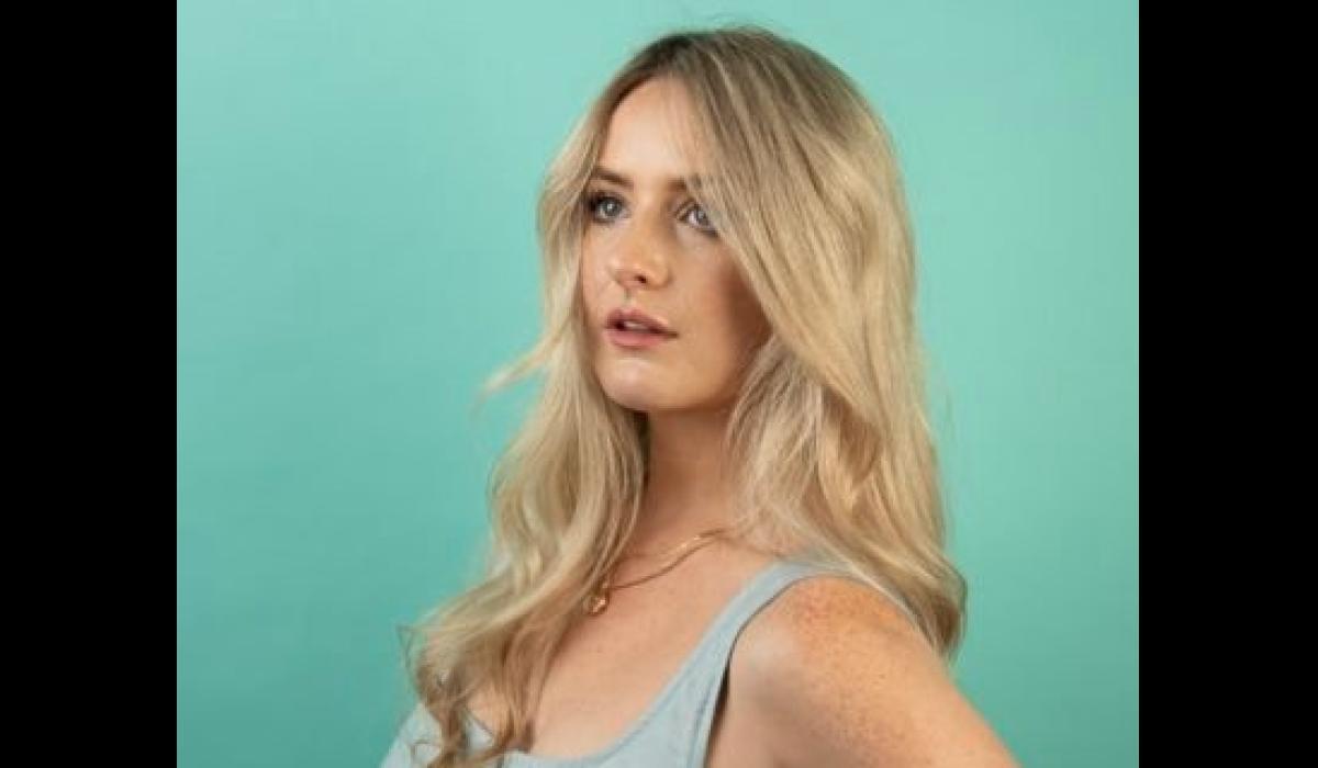 El Paso Comedy Club presents Sophia Wren in Dundalk's Toales tonight ...