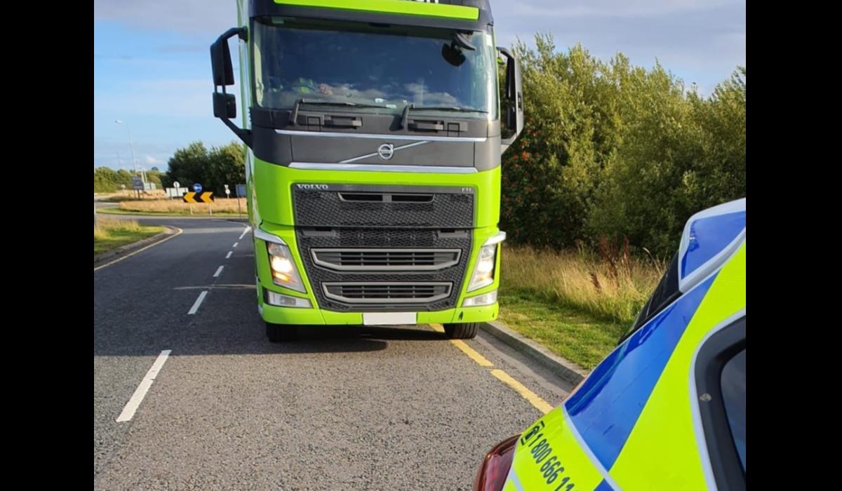 Louth gardai clamp down on HGV drivers using their mobile phone while ...