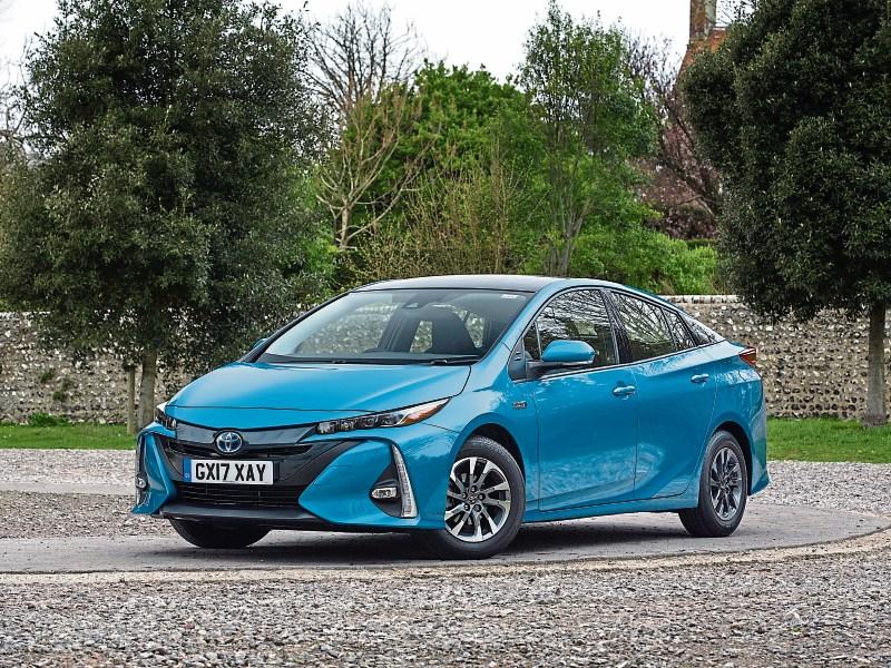 New Toyota Prius PHEV gets it right - Louth Live
