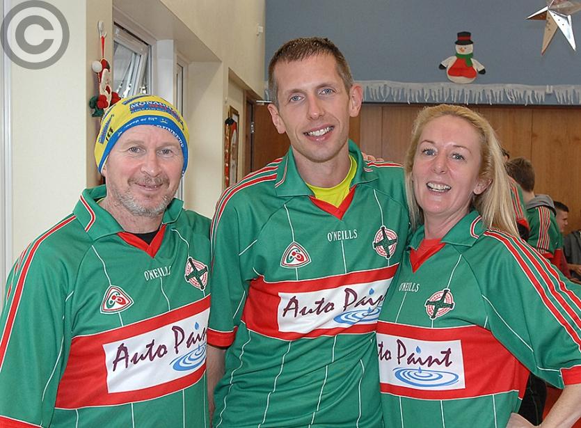 Dowdallshill GFC members make their annual Christmas run to St Oliver's ...