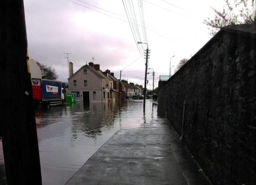 Quay Street in Dundalk 'impassable' due to flooding - Dundalk Democrat