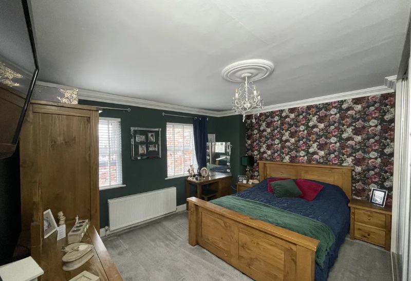 PHOTOS: Extensively refurbished house in centre of Dundalk - Page 11 of ...