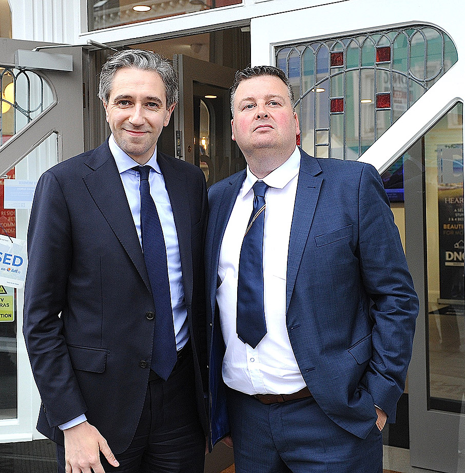 PHOTOS: An Taoiseach Simon Harris visits Dundalk - Page 4 of 10 - Louth ...