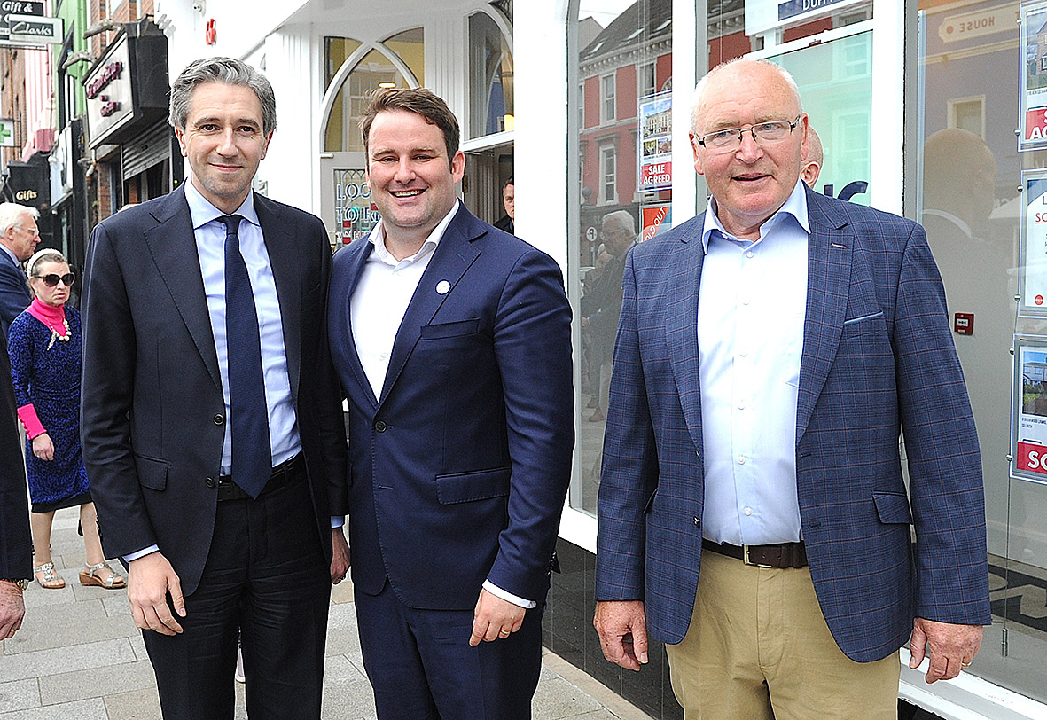 PHOTOS: An Taoiseach Simon Harris visits Dundalk - Page 5 of 10 - Louth ...