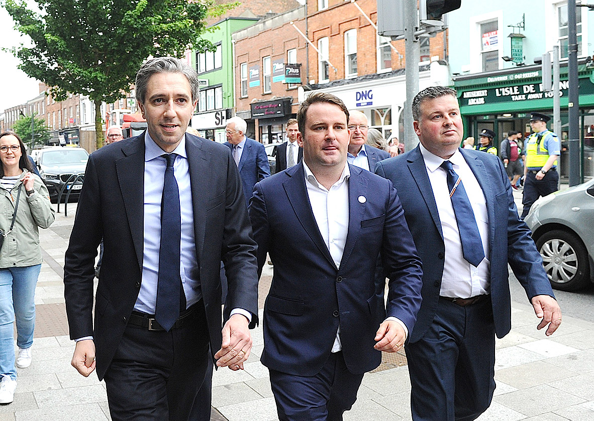 PHOTOS: An Taoiseach Simon Harris visits Dundalk - Page 6 of 10 - Louth ...