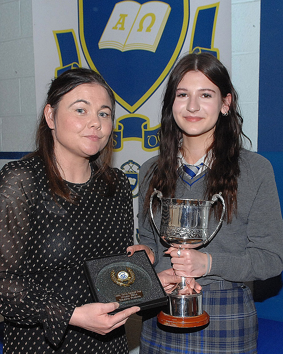PHOTOS: Colaiste Rís in Dundalk holds its Student Awards Night - Page 9 ...